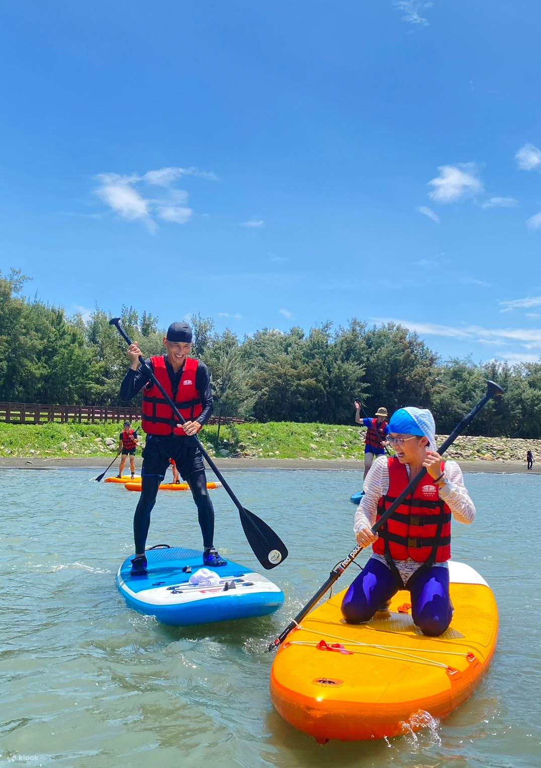 Yunlin: San Tia仑 Beach SUP Paddleboarding Experience - Klook United Kingdom
