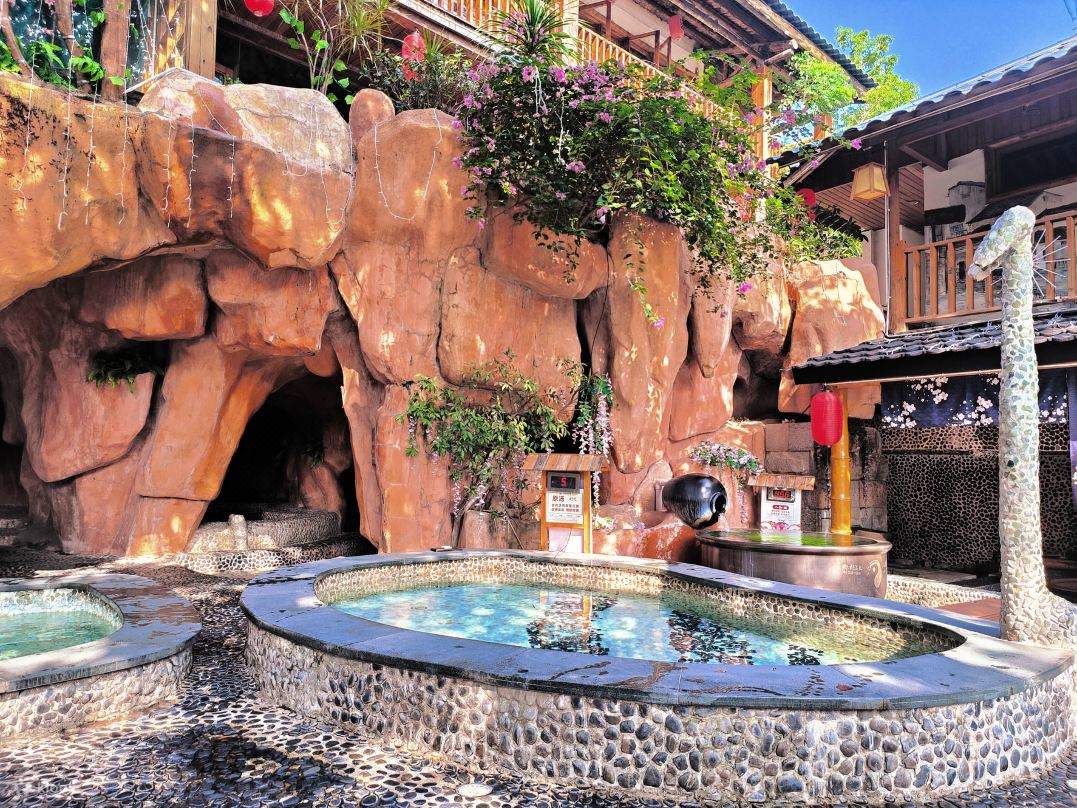 2-Day Tour to Lakeside Villa, Guanlan Shanshui Tianyuan, Shenzhen (Hot ...