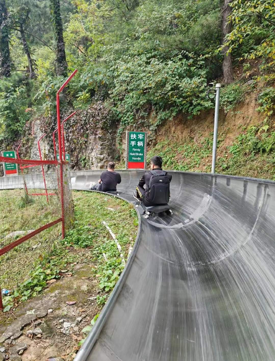 Tur Berpemandu Pribadi ke Tembok Besar Mutianyu dengan VIP Fast Pass - Klook Indonesia