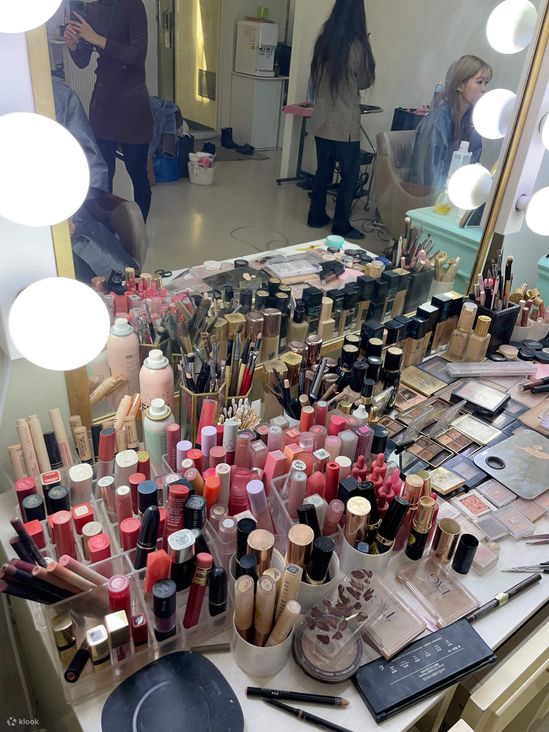 K-Pop Idol One Day Experience in Seoul: Hair & Makeup & Photo-shoot - Klook