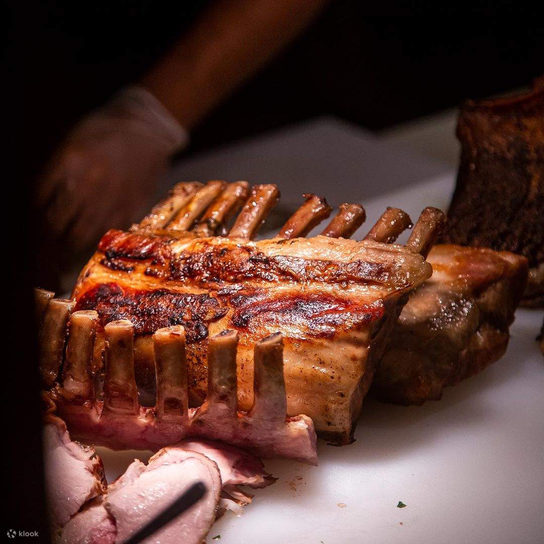 Crossroads Buffet at Singapore Marriott Tang Plaza Hotel - Klook Singapore