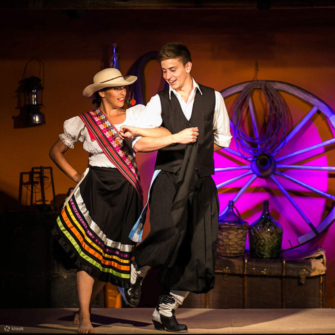 Estancia 25 de Mayo - Día de rancho + Cena show desde El Calafate ...