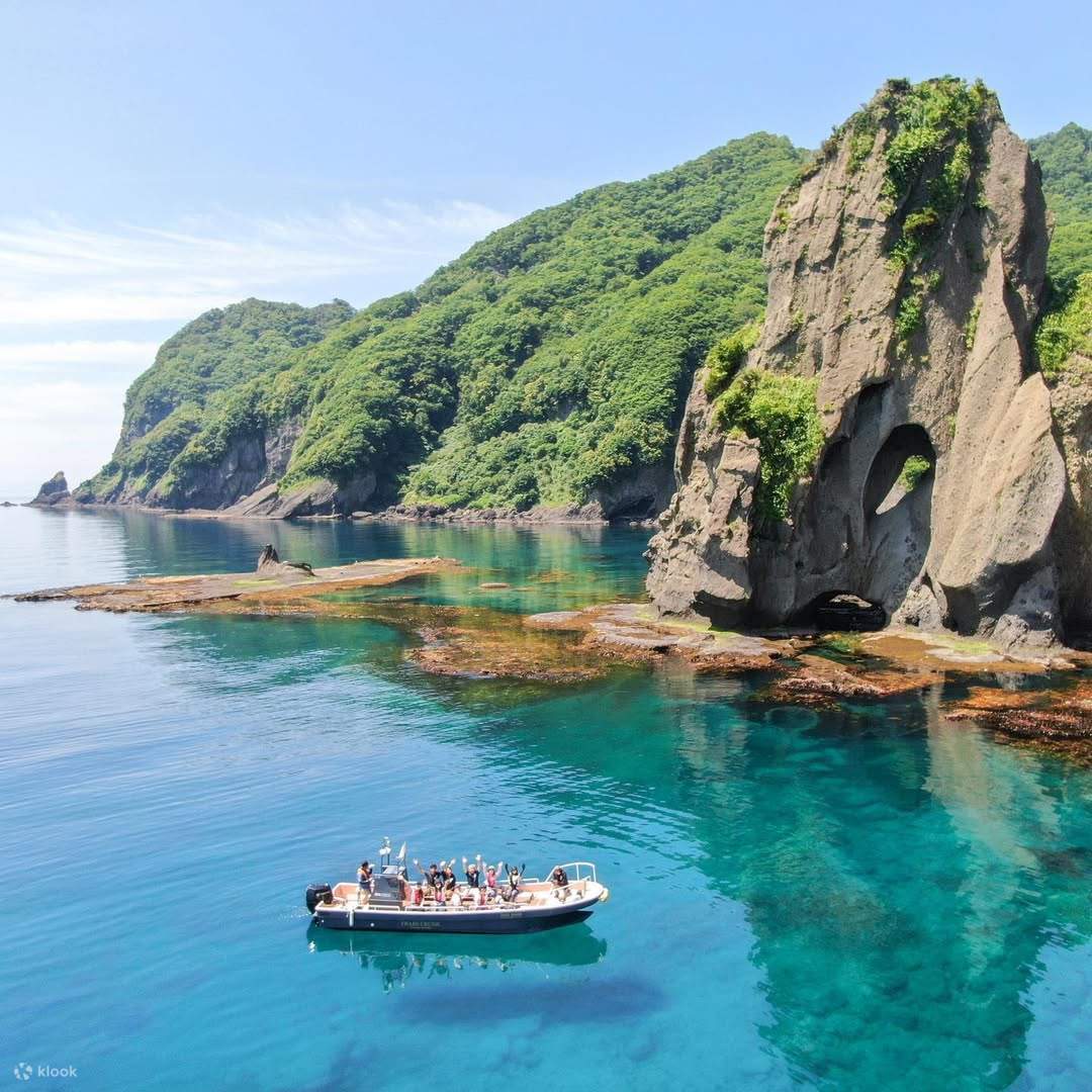 Hokkaido Otaru Cape Kamui Summer Scenery: Cape Kamui + Blue Cave ...