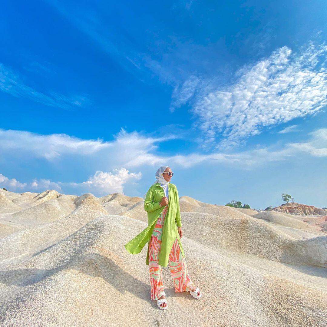 Sand Dunes & Blue Lake Bintan - Klook Singapore
