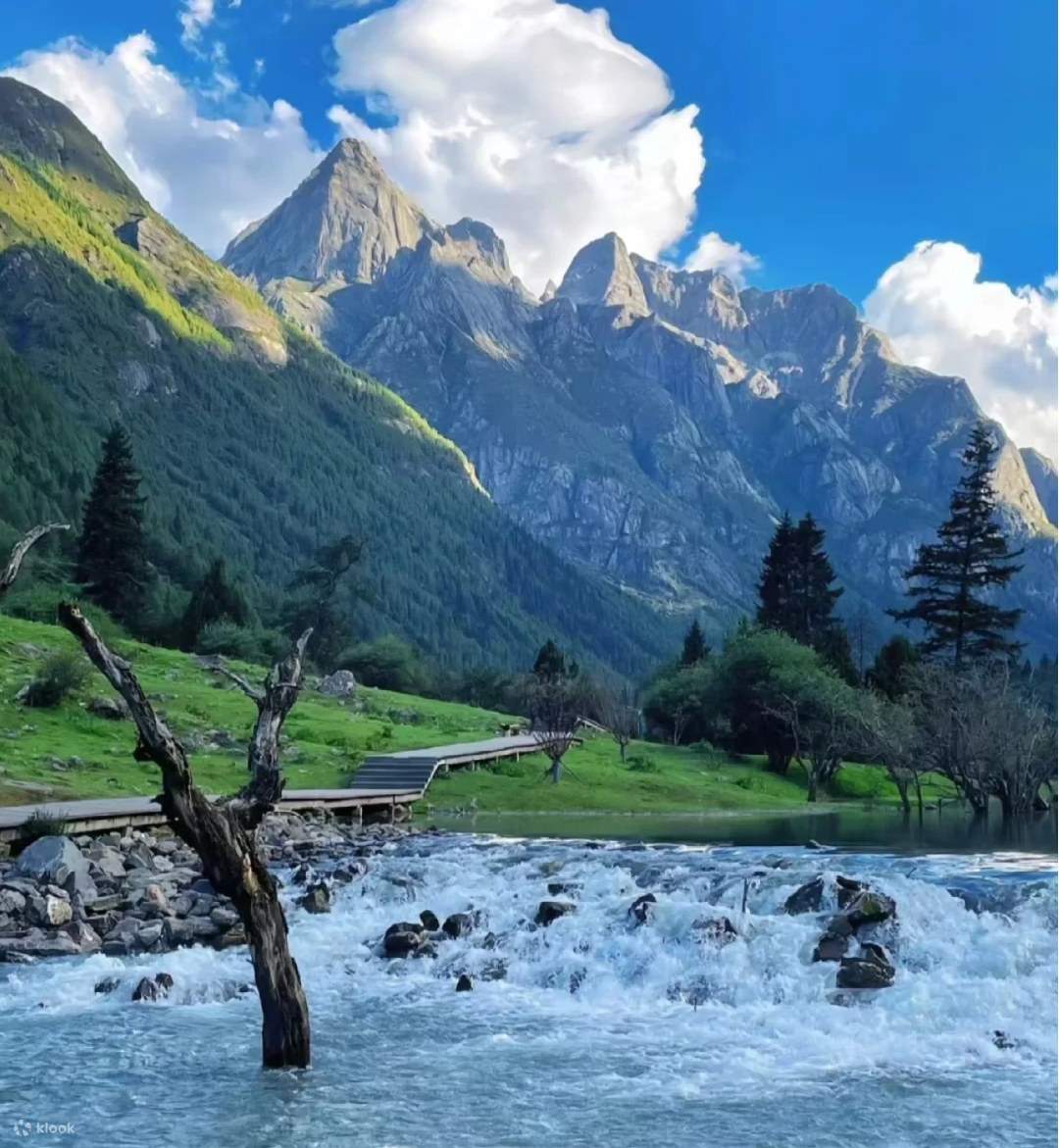 6-Day Epic Western Sichuan Tour (Yading Nature Reserve, Mount Siguniang ...