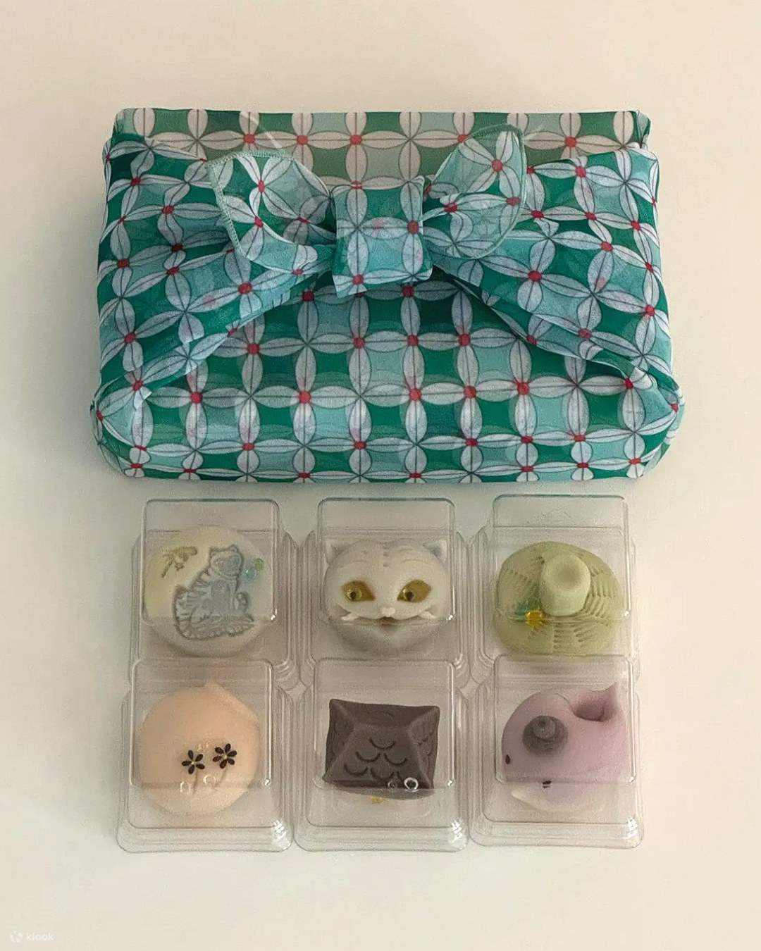 Gumawa ng Sarili Mong Koreanong Panghimagas: Isang K-Pop na Pantasyang ...