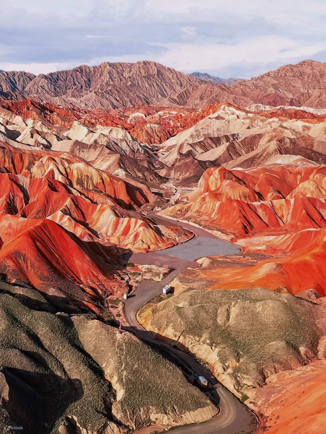 One-day tour from Zhangye to Colorful Danxia and Pingshan Lake Grand ...
