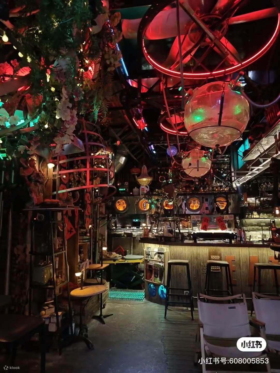 Tipsy Tour: Tur Malam Makanan dan Anggur Asli Chengdu - Klook Indonesia