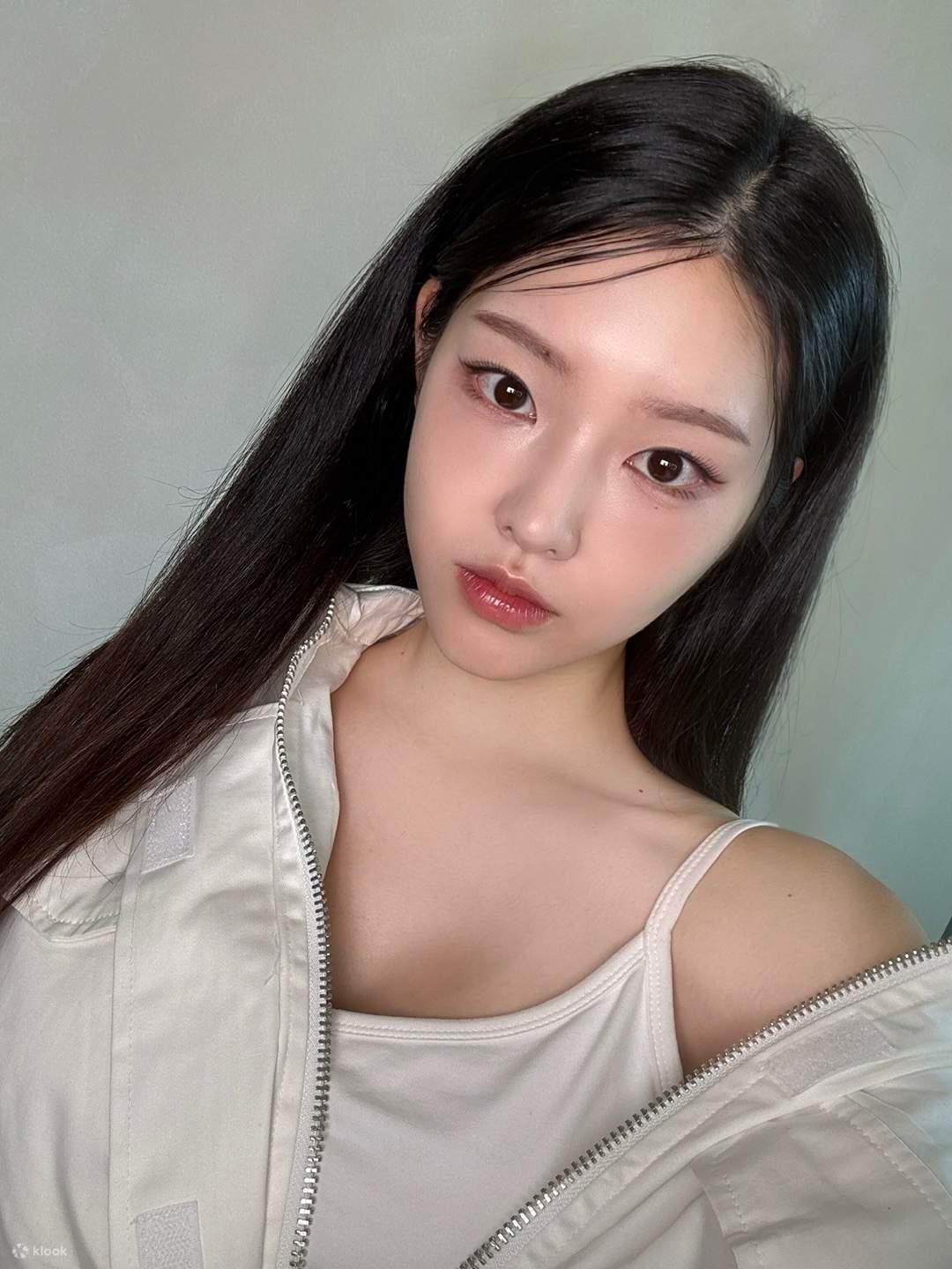 Solekan K-Beauty Glow oleh HANJI Makeup | Hongdae Seoul - Klook Amerika ...