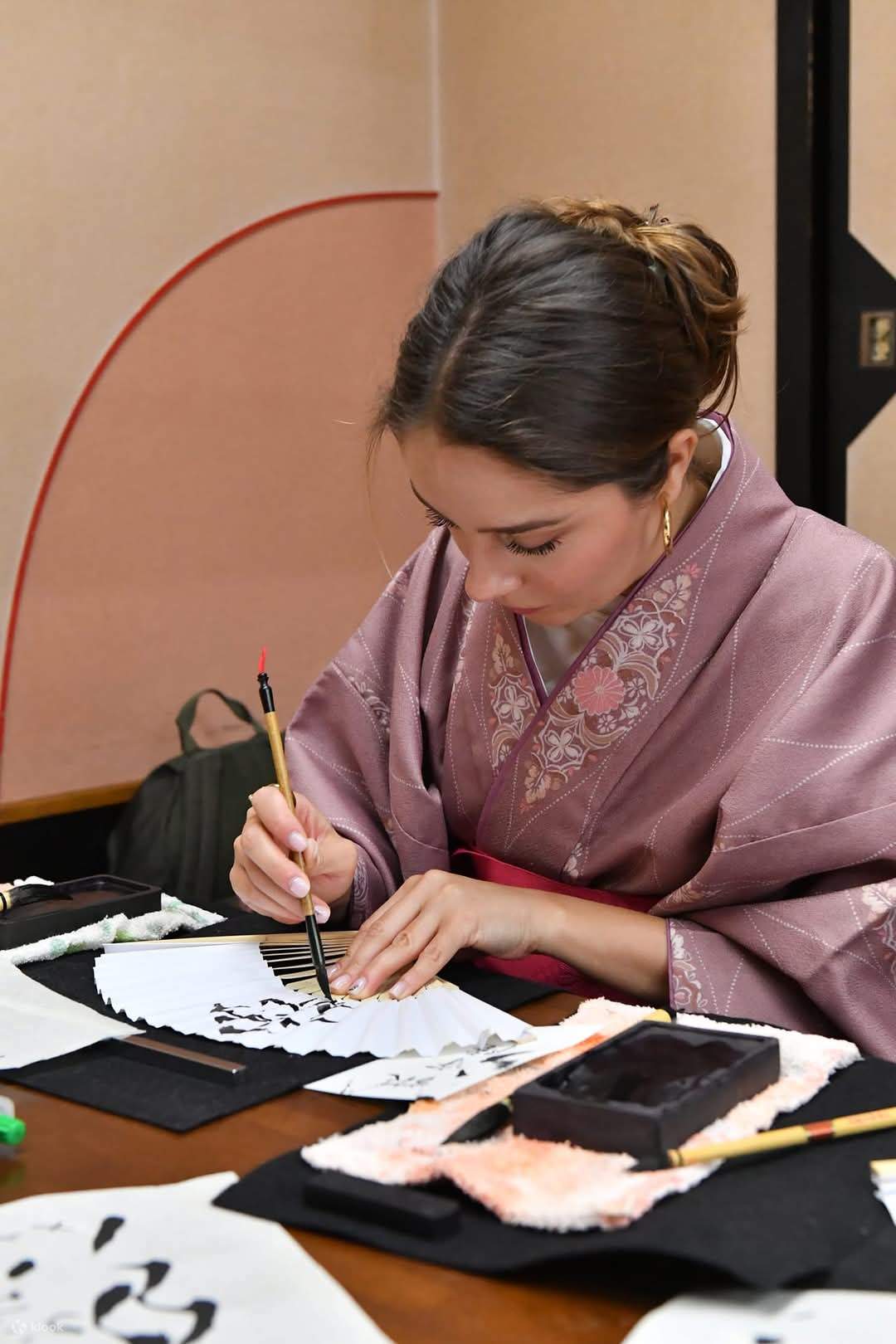 Learning Zen of Traditional Japanese Calligraphy in Osaka castle ...