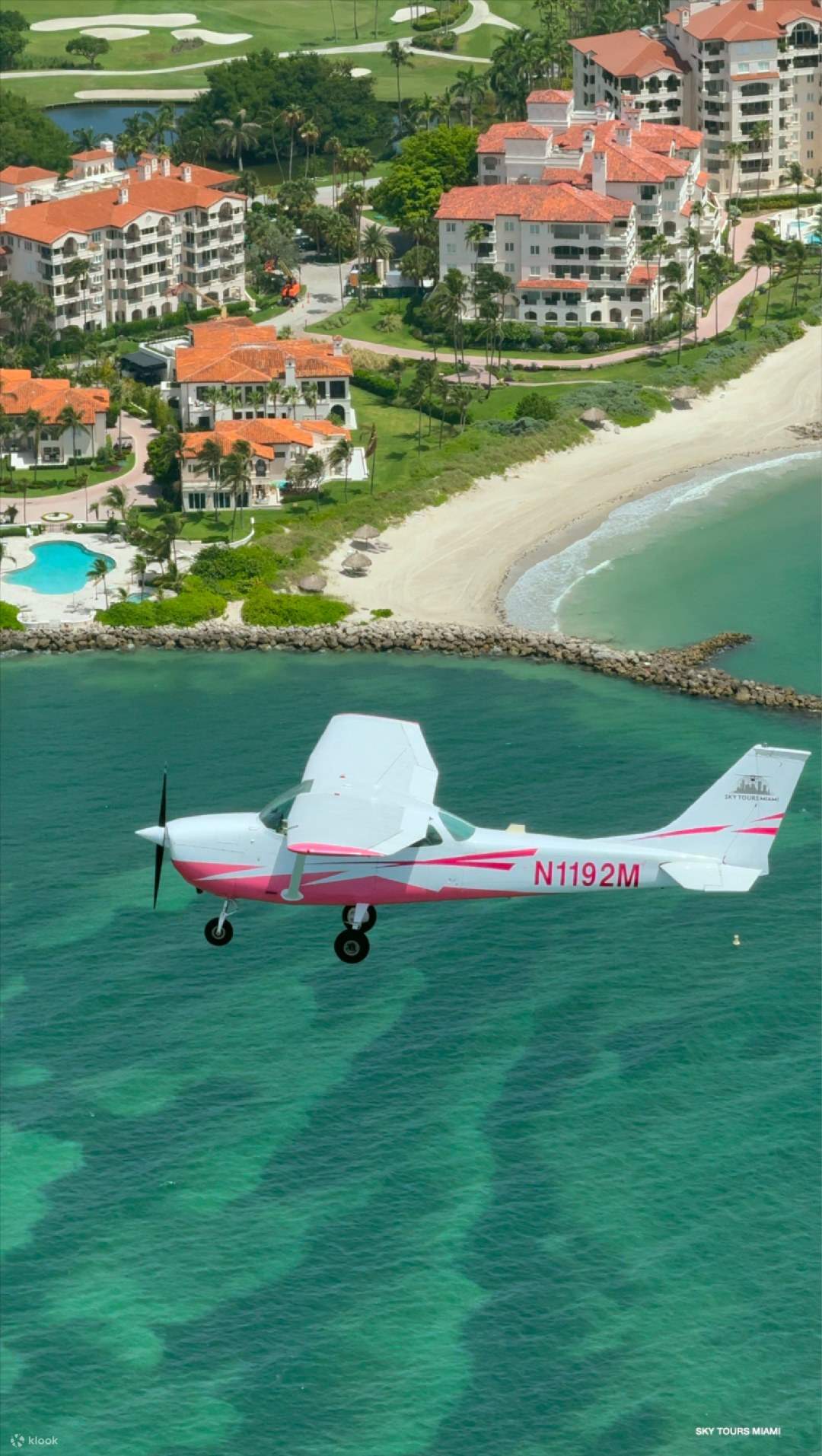 Miami Beach: South Beach Private Airplane Tour with Drinks - Klook