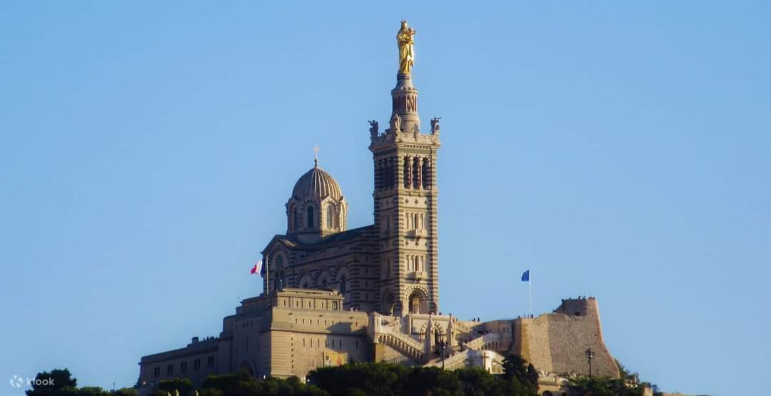 Explore Aix en Provence & Discover the Highlights of Marseille - Guided ...
