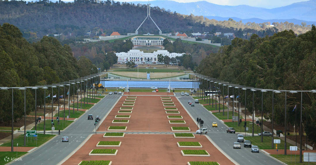 Canberra One Day Tour - Klook Australia