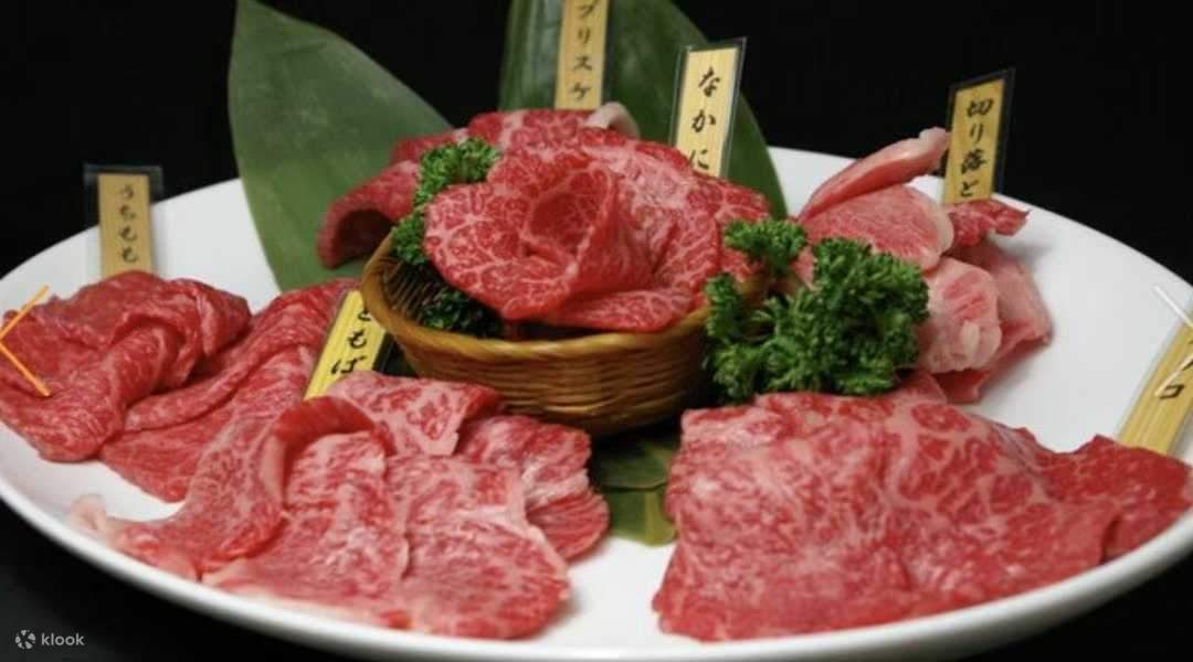Daging sapi wagyu dan daging panggang Bouya - Stasiun Tokyo - Klook ...