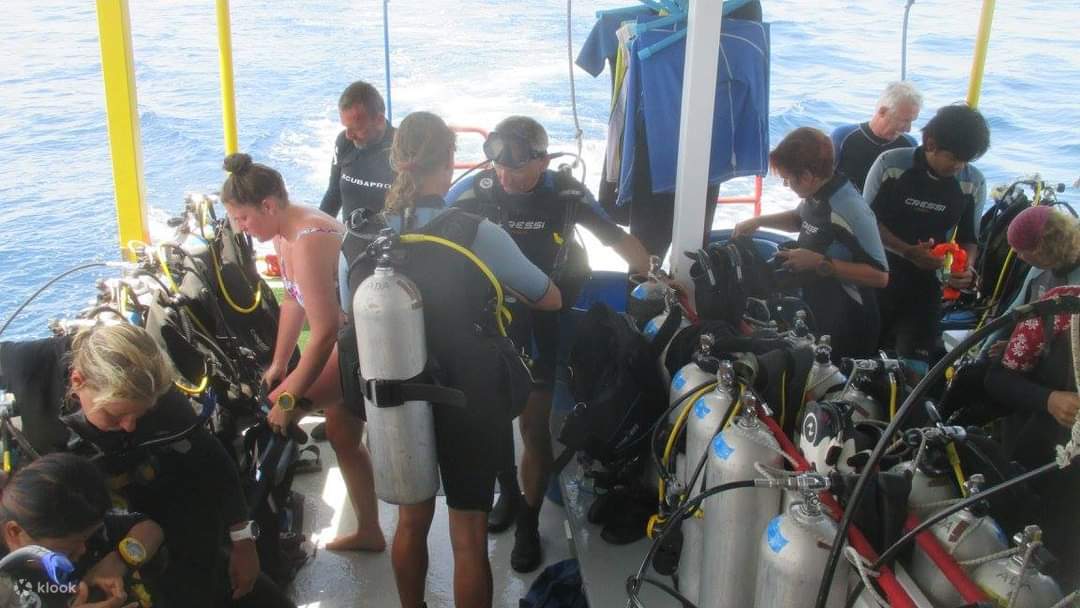 PADI Enriched Air Diver in Koh Lanta with PADI 5 Star IDC Resort - Klook