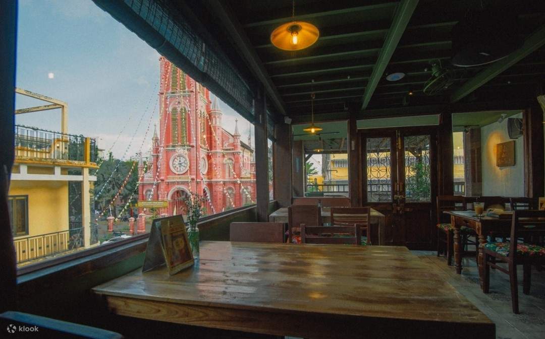 Half day Instagram Cafe Tour in Ho Chi Minh - Klook