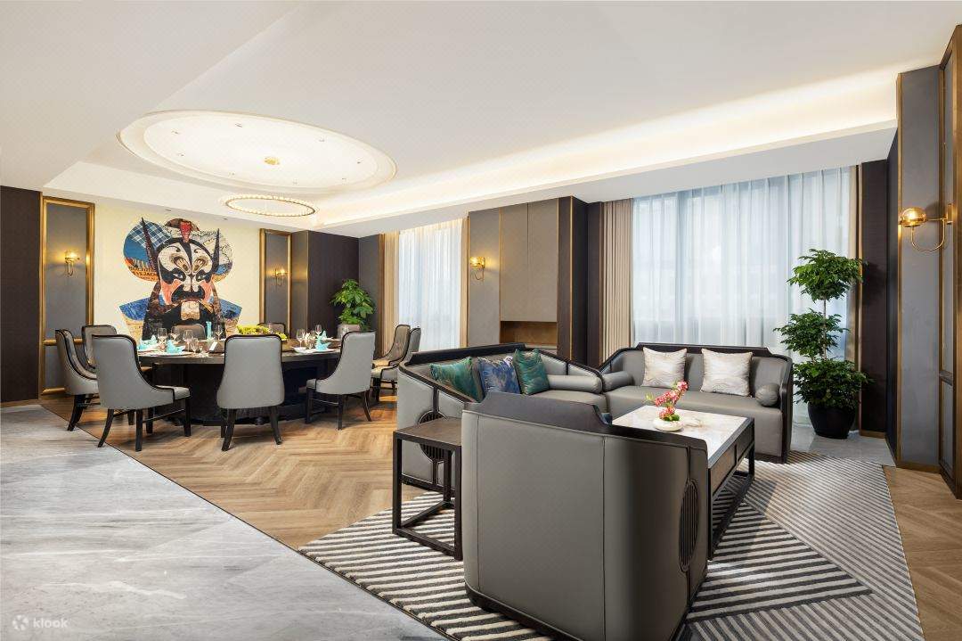 Gói lưu trú tại Khách sạn Howard Johnson Life Qingyang Thành Đô - Klook ...