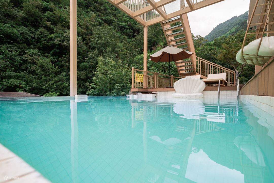 Anji Sujian·Suxi Yiye Wabijifeng Hot Spring Resort Hotel (Northern ...