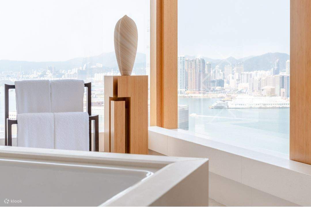 Kaia Wellness Collective in The Upper House | Fascia-Press Treatment ...