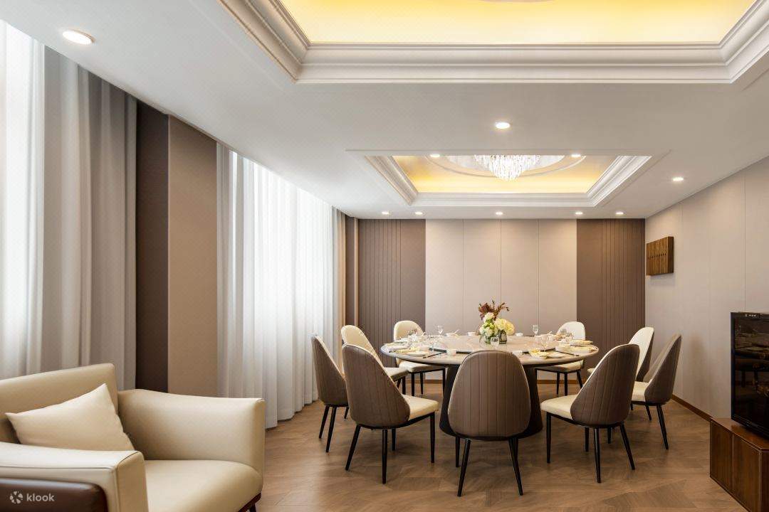Shanghai Jinrong International Hotel - Klook Stati Uniti