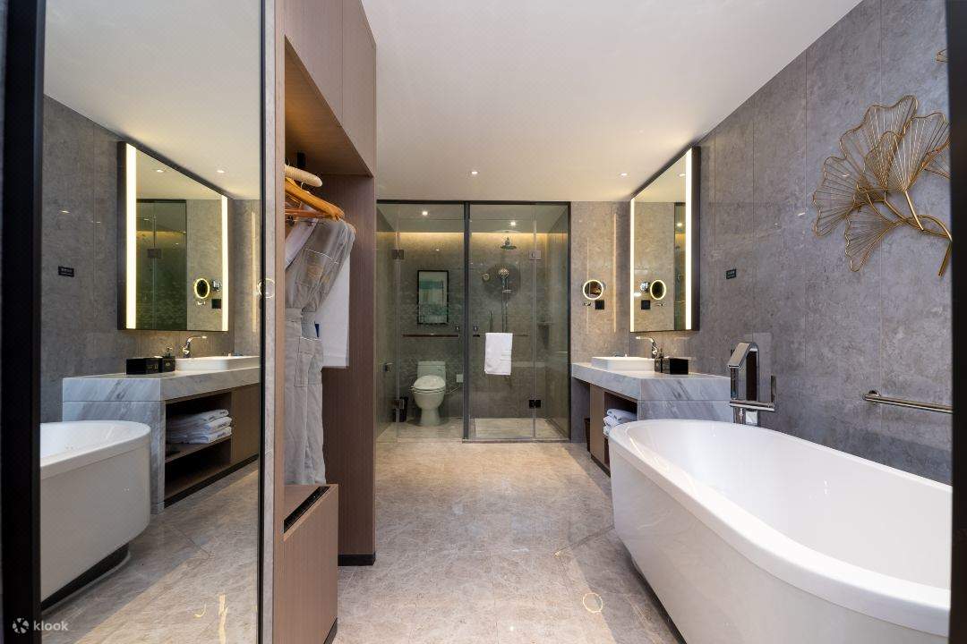 Hampton by Hilton Shenzhen Dongmen Hotel Package - Klook Philippines
