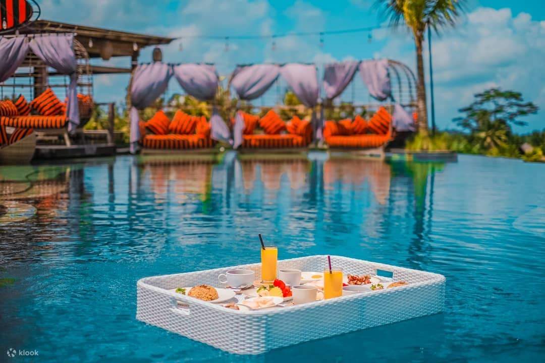 Ubud Sunset Pool Bar Day Pass - Klook客路