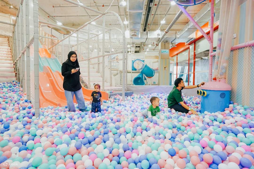 Indoor Activities at Toppen Shopping Centre in Johor Bahru - Klook Malaysia
