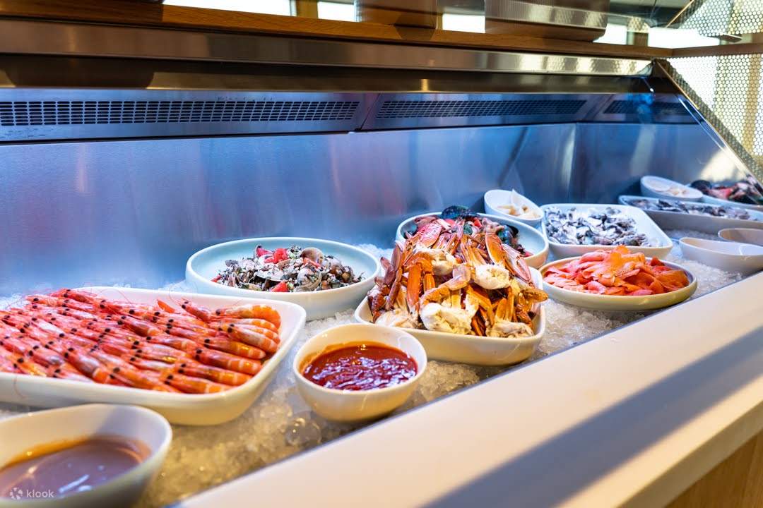 悉尼塔旋转餐厅自助餐＋软饮 - Klook客路