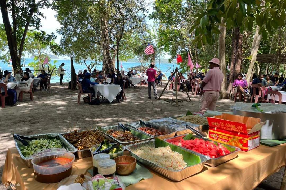 Premium Island Hopping in Langkawi by Mega Water Sports - Klook