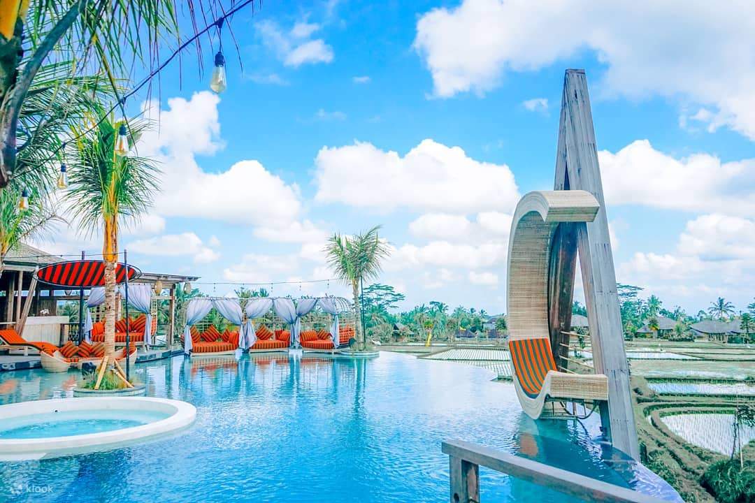 Ubud Sunset Pool Bar Day Pass - Klook客路