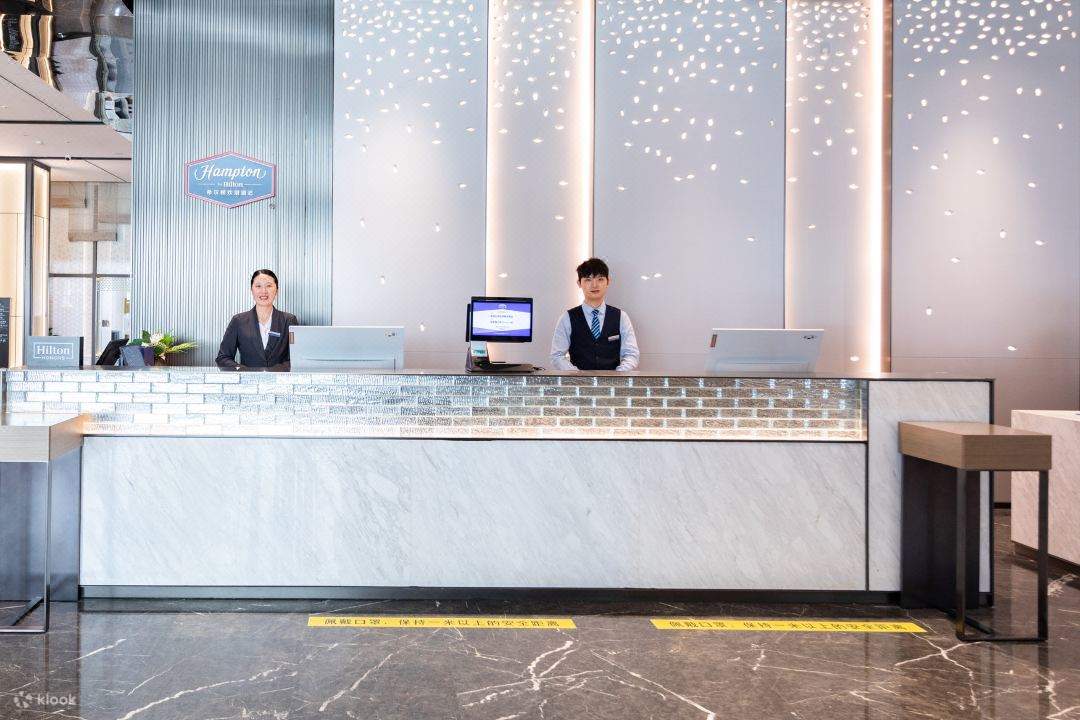Hampton by Hilton Shenzhen Dongmen Hotel Package - Klook