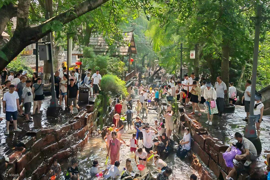 Leshan Giant Buddha + Giant Panda Base/Pekan Purba Huanglongxi/Emeishan ...