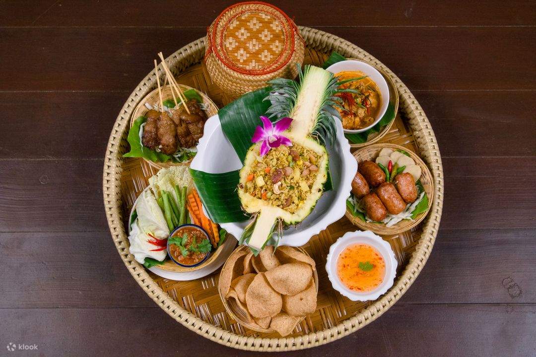 Khantoke Dining Experience with Traditional Thai Performance by Thai ...
