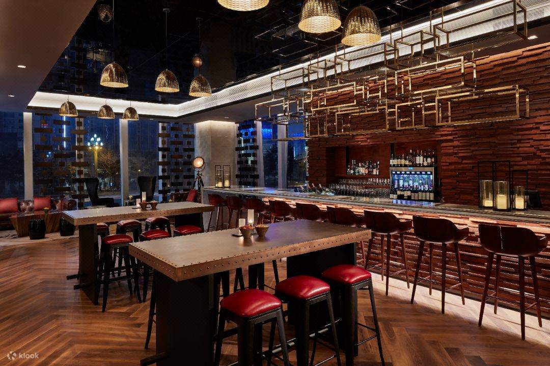 [Near Global Center] Chengdu Palm Springs Fairmont Hotel Accommodation ...