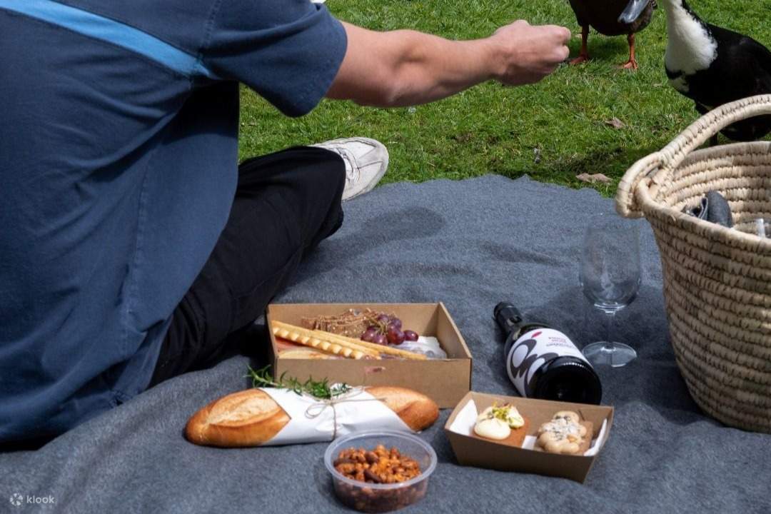 Farm Picnic for 2 Adults at Green Olive at Red Hill - Klook Philippines