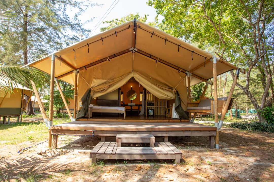 2D1N Beach Glamping Staycation at Dinawan Island - Klook Indonesia