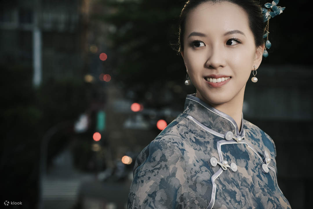 Nostalgic military village cheongsam experience - Klook Australia