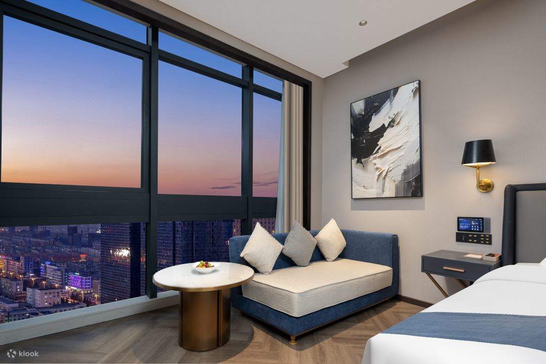 Chengdu Qingyang Howard Johnson Life Hotel Accommodation Package - Klook