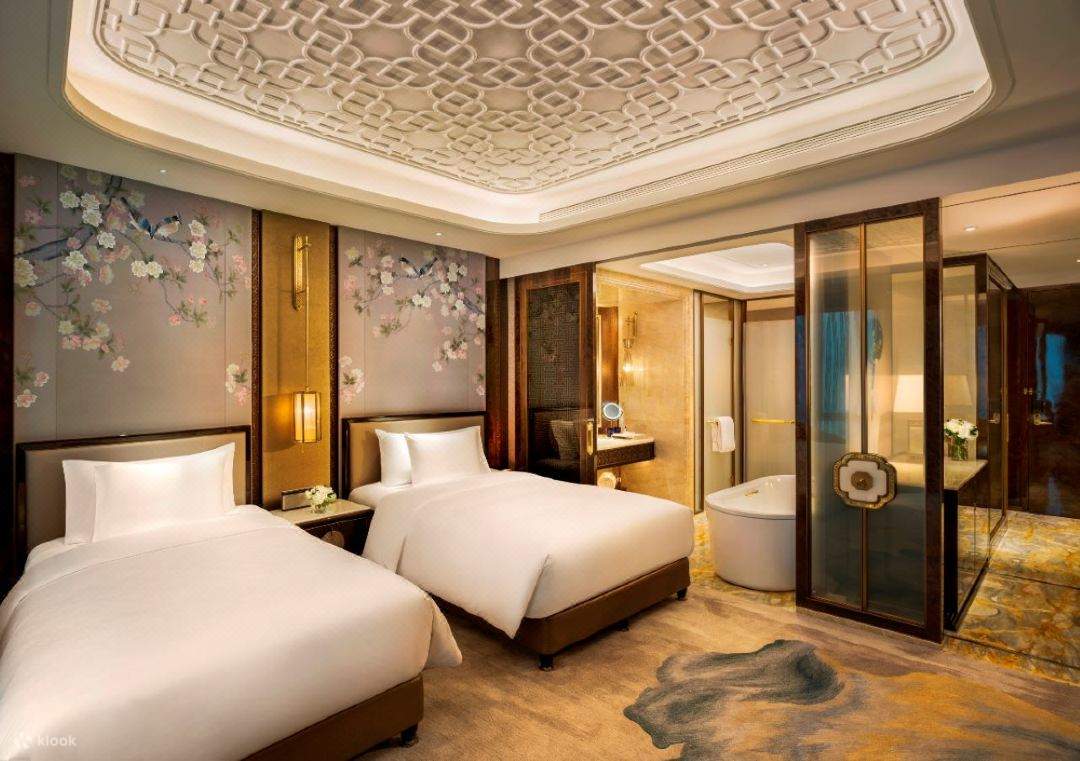 Wanda Reign Chengdu - Klook India
