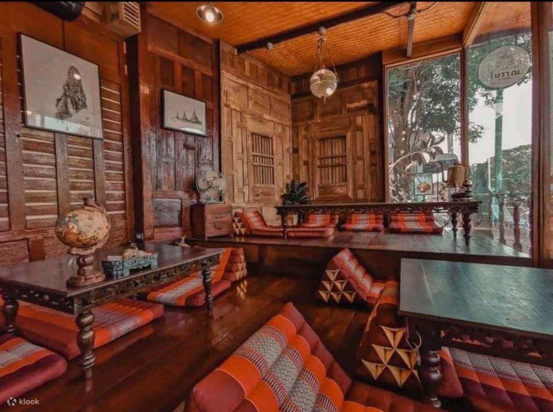 從曼谷出發的華富里團體遊，華富里的猴子、石窟寺和 Ig 咖啡館 - Klook 客路