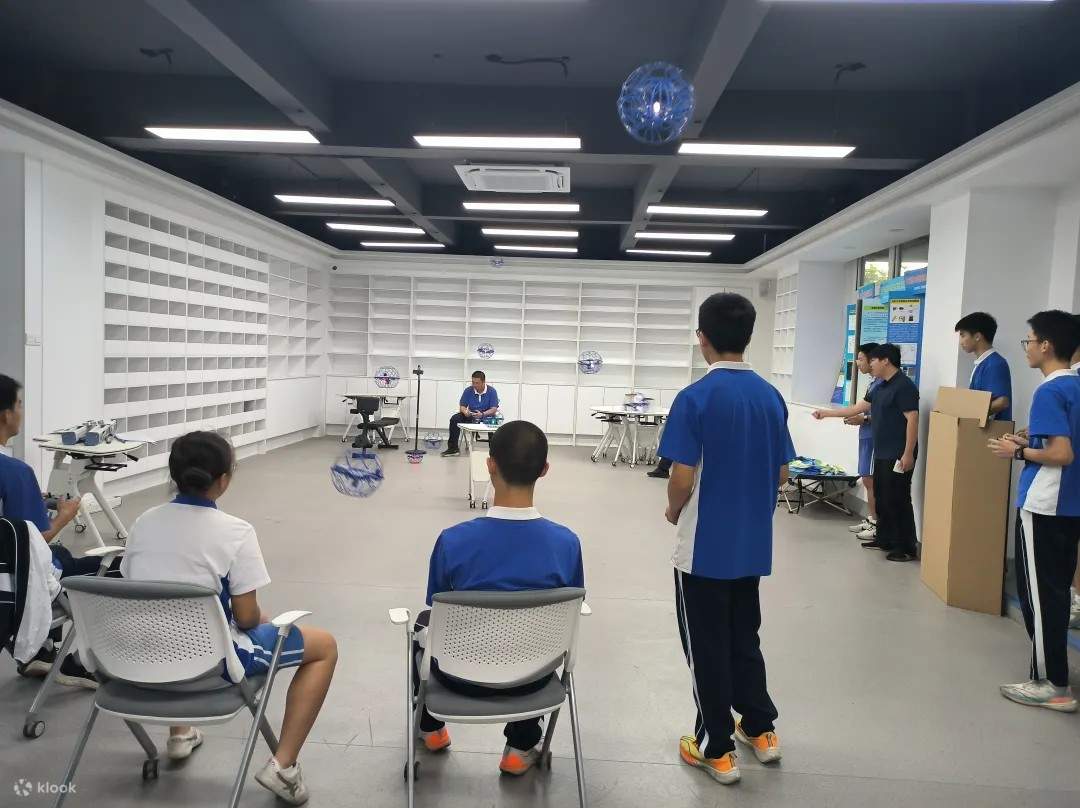 Aviation Science and Technology Research - Klook, Vereinigte Staaten