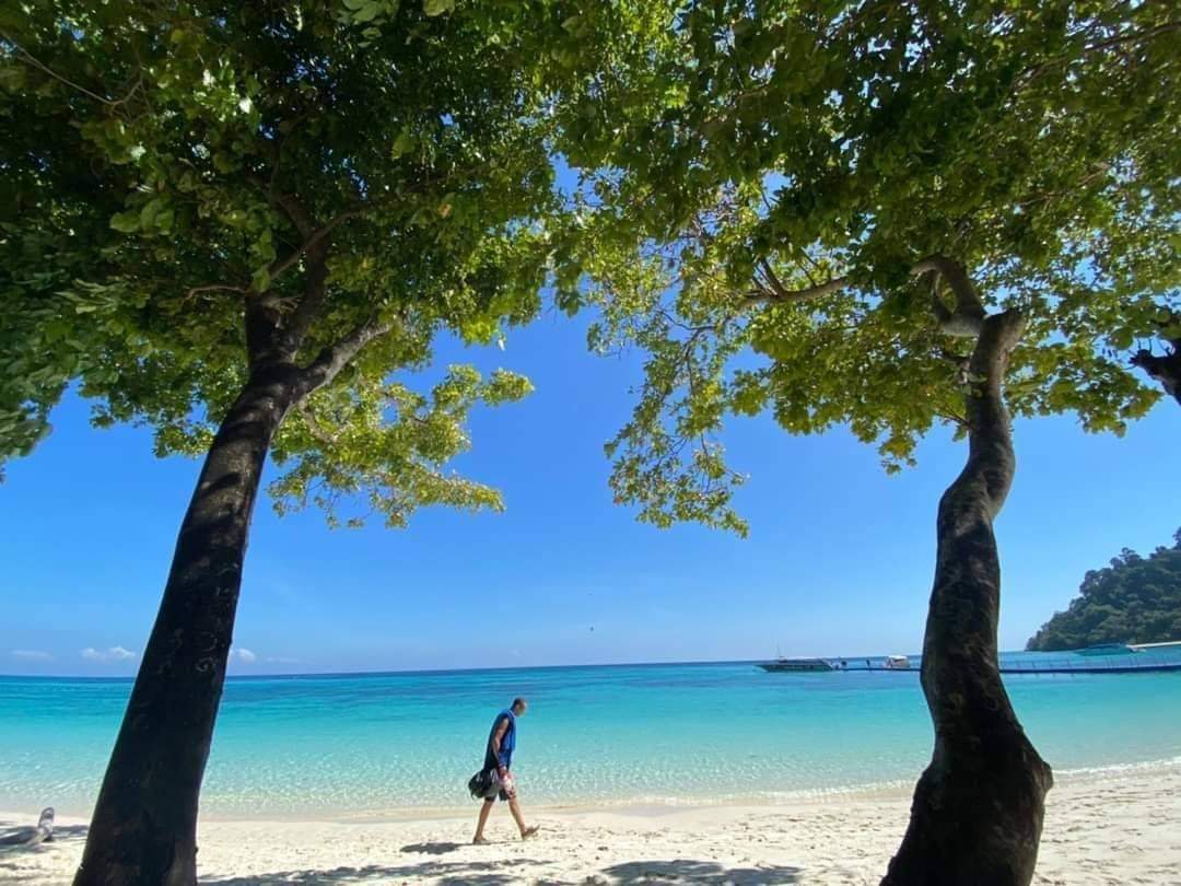 Join In Day Trip Ke Koh Chueak Koh Mook Koh Ngai Koh Maa Dengan ...