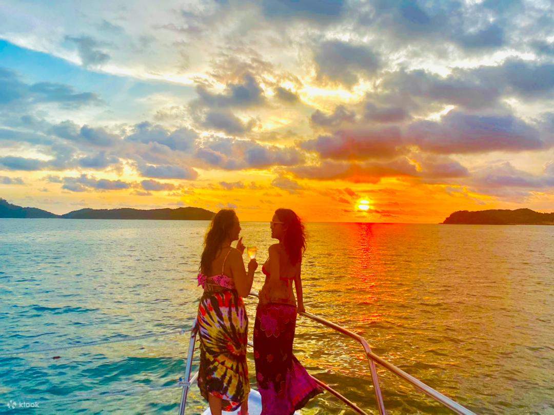 Avante Sunset Party Cruise in Langkawi - Klook