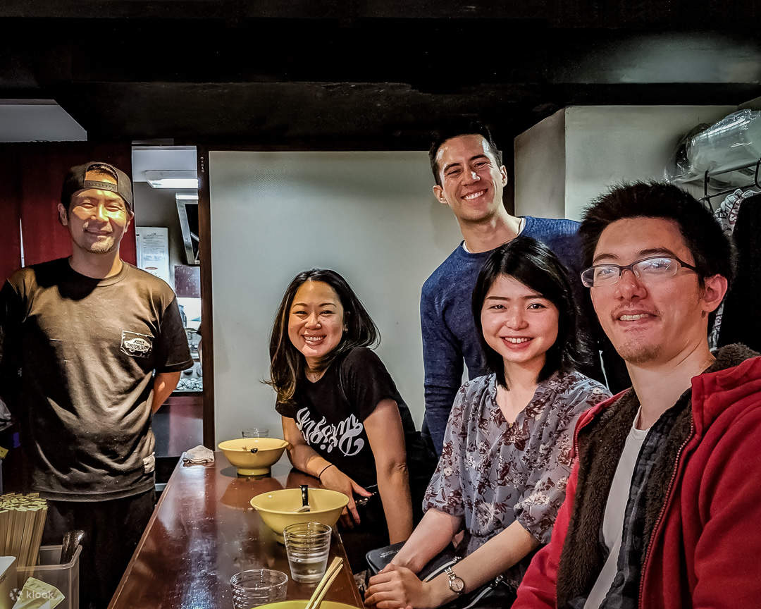 Tokyo Join In 2 hr Walking Tour with Vegan / Vegetarian Ramen - Klook