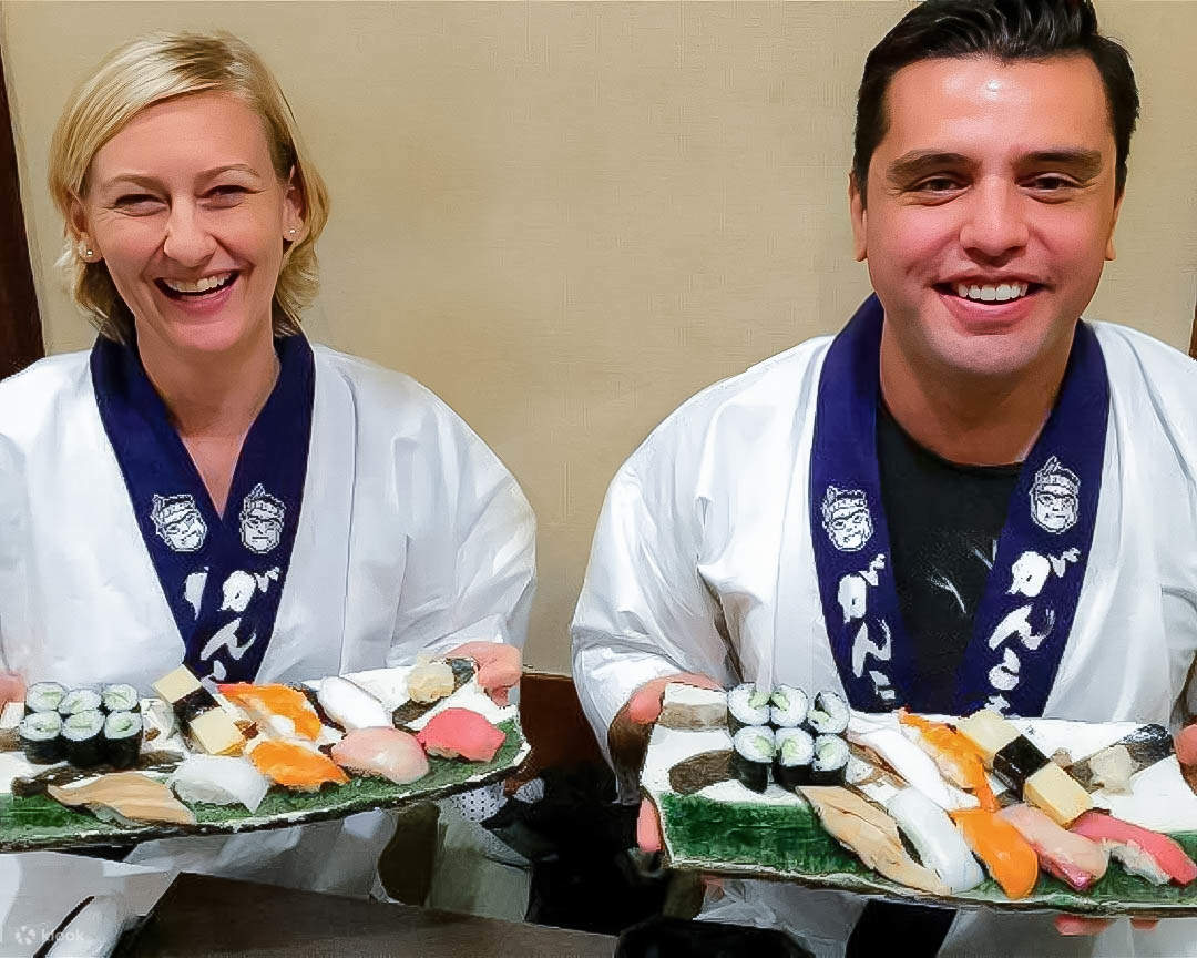 Tsukiji Fish Market and Sushi Making Tour Join In Half Day Walking Tour ...