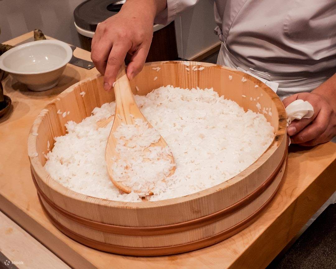 2 Hour Join In Tokyo Class by Sushi-Making Class with Professional Chef ...