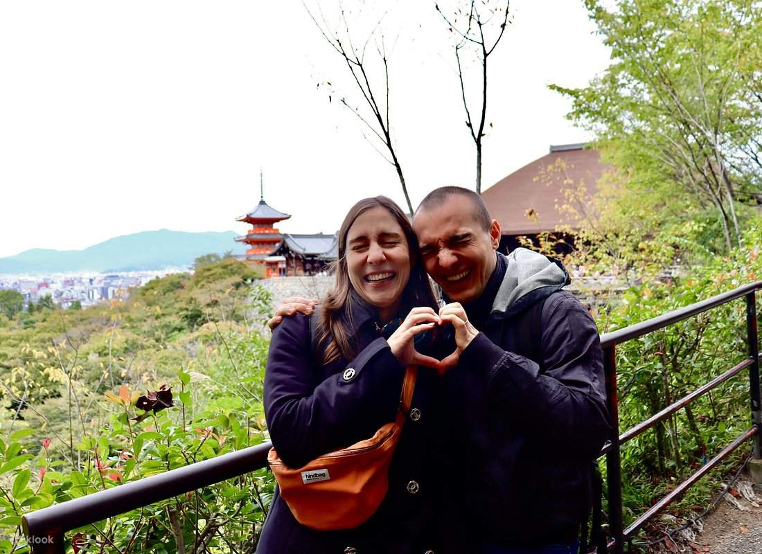 Kyoto Early Bird Hiking Tour: Gion and Kiyomizu-dera - Klook India