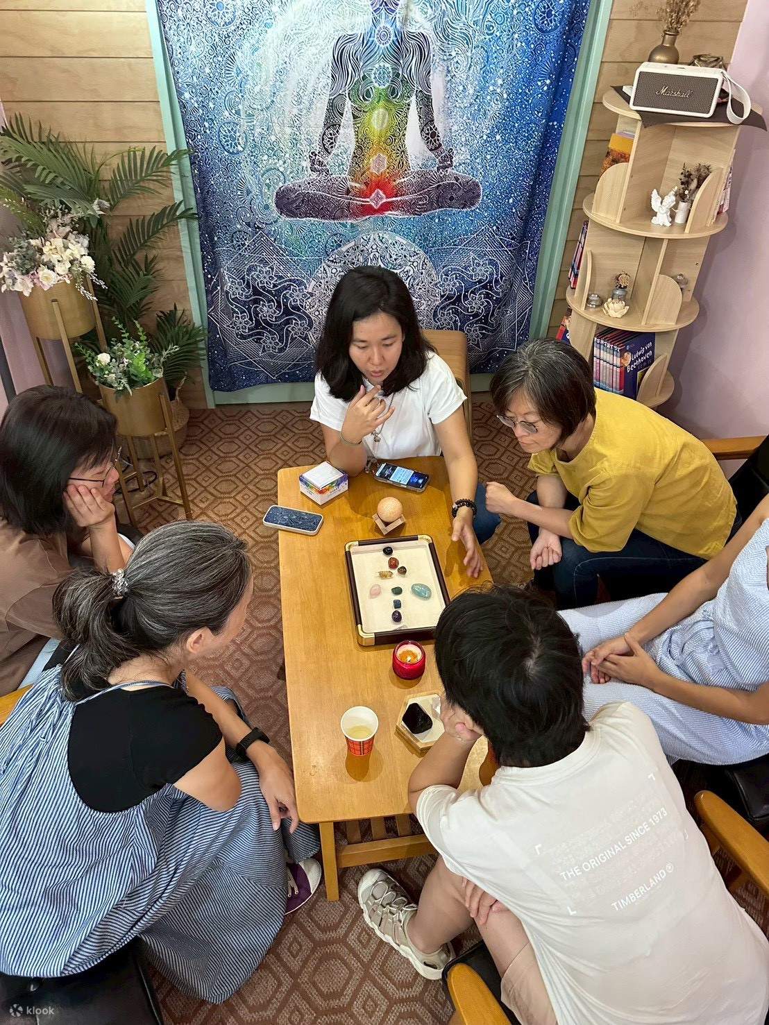 Taichung: Kursus Pengalaman Membuat DIY Kristal Penyembuhan - Klook ...