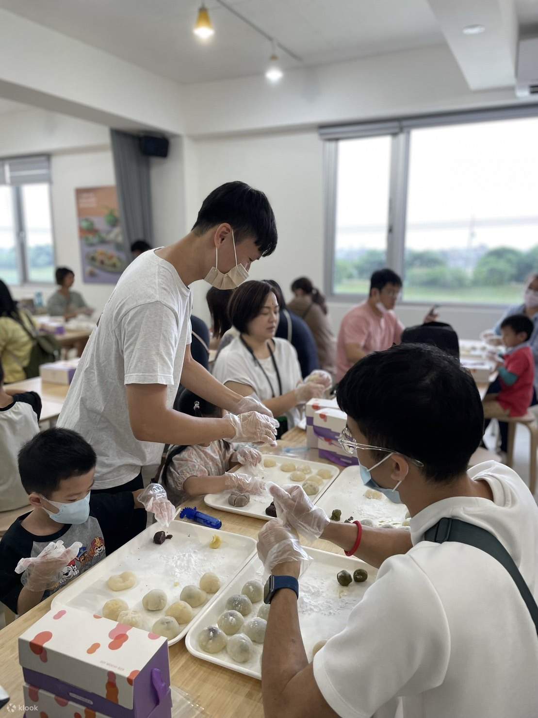 Yilan: Lianquan Mochi DIY Experience - Klook United Kingdom