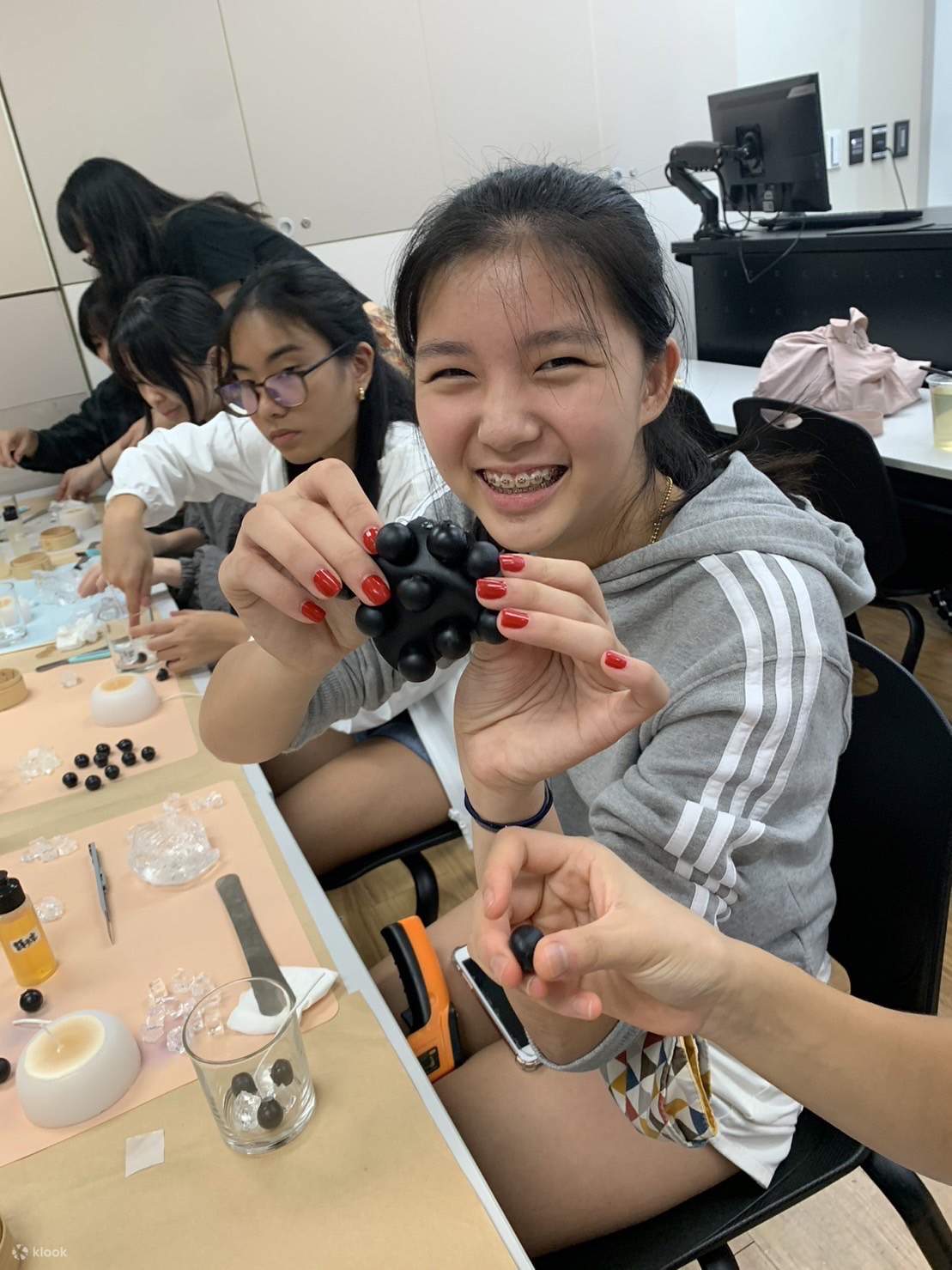 Taipei: Special candle making experience - Pearl Milk Tea & Xiao Long Bao - Klook